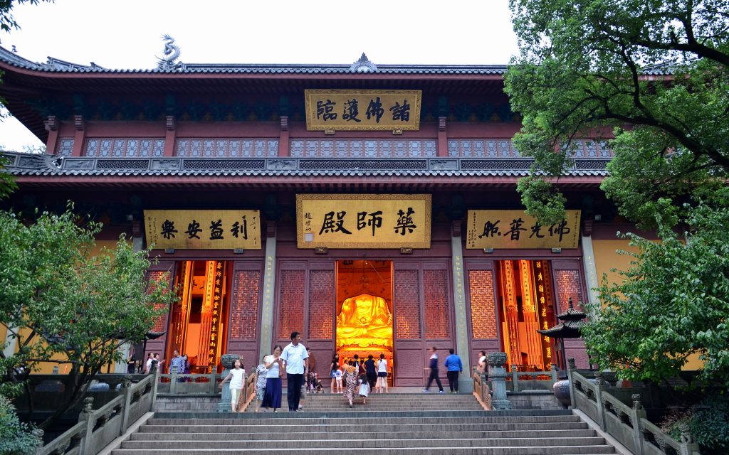 LingYin Temple – Travel Asia Guide