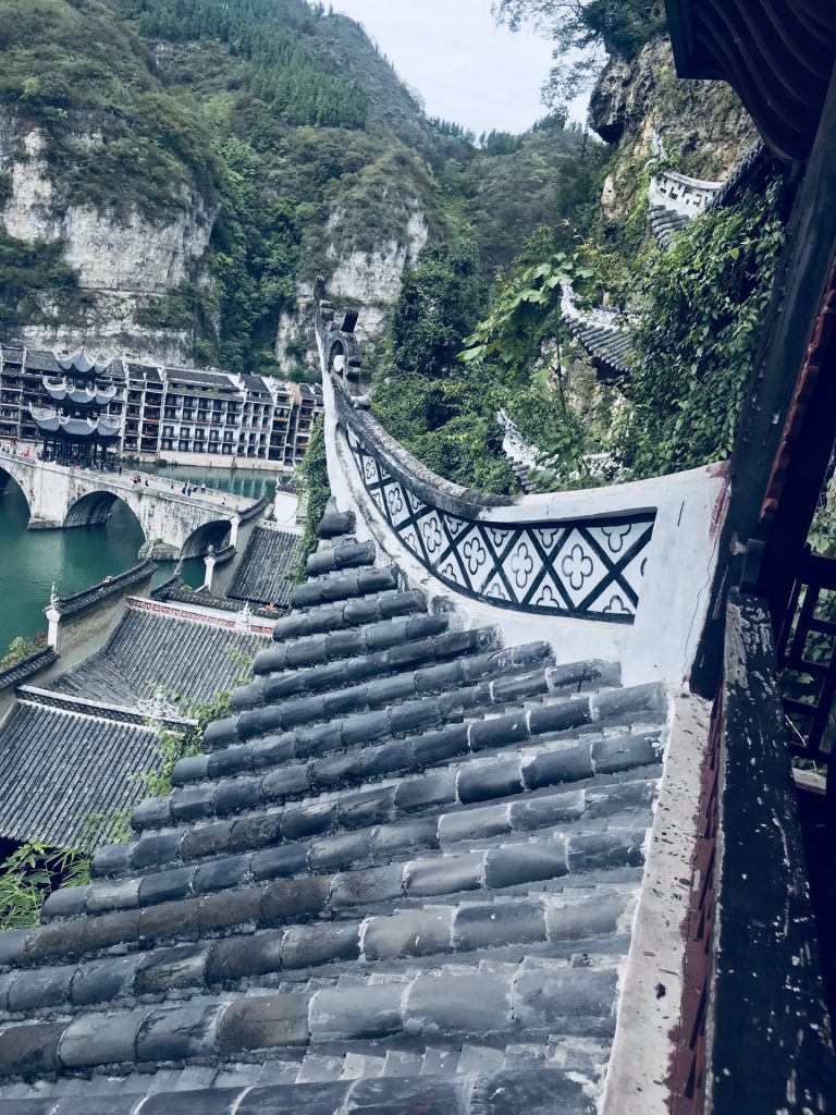 Qinglong Cave – Travel Asia Guide